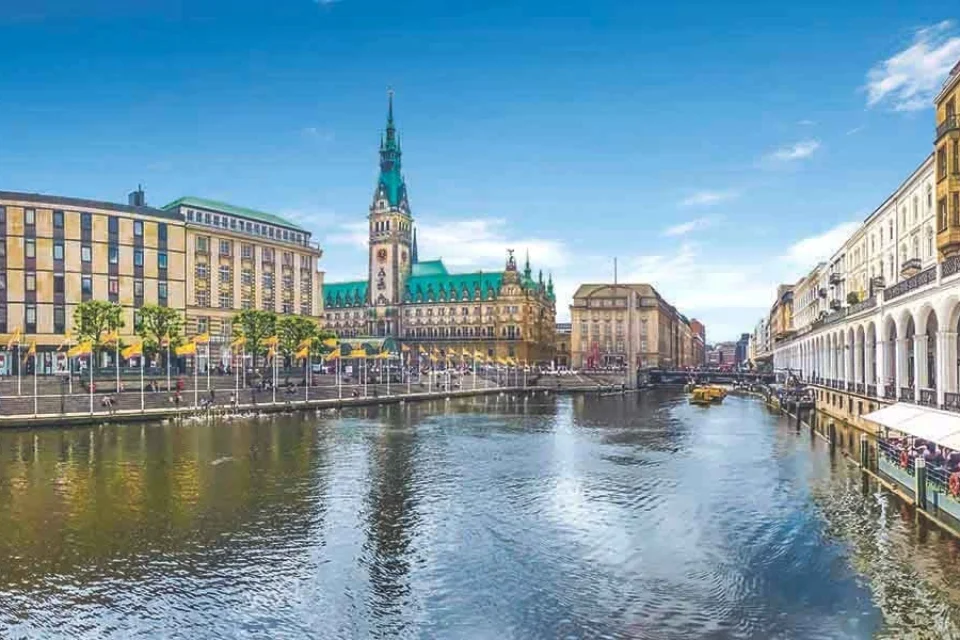 Places to Visit in Hamburg: Must-See Attractions & Landmarks